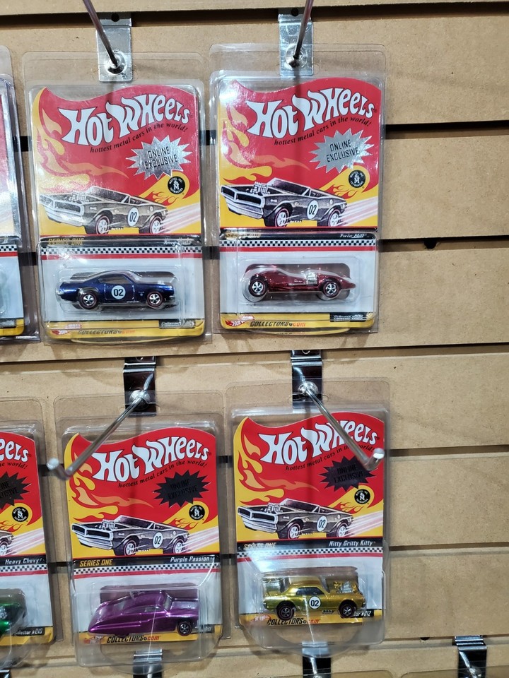 Hot Wheels Red Line Club 2002 Series 1 27 Car Set RLC Camaro White Bus ...