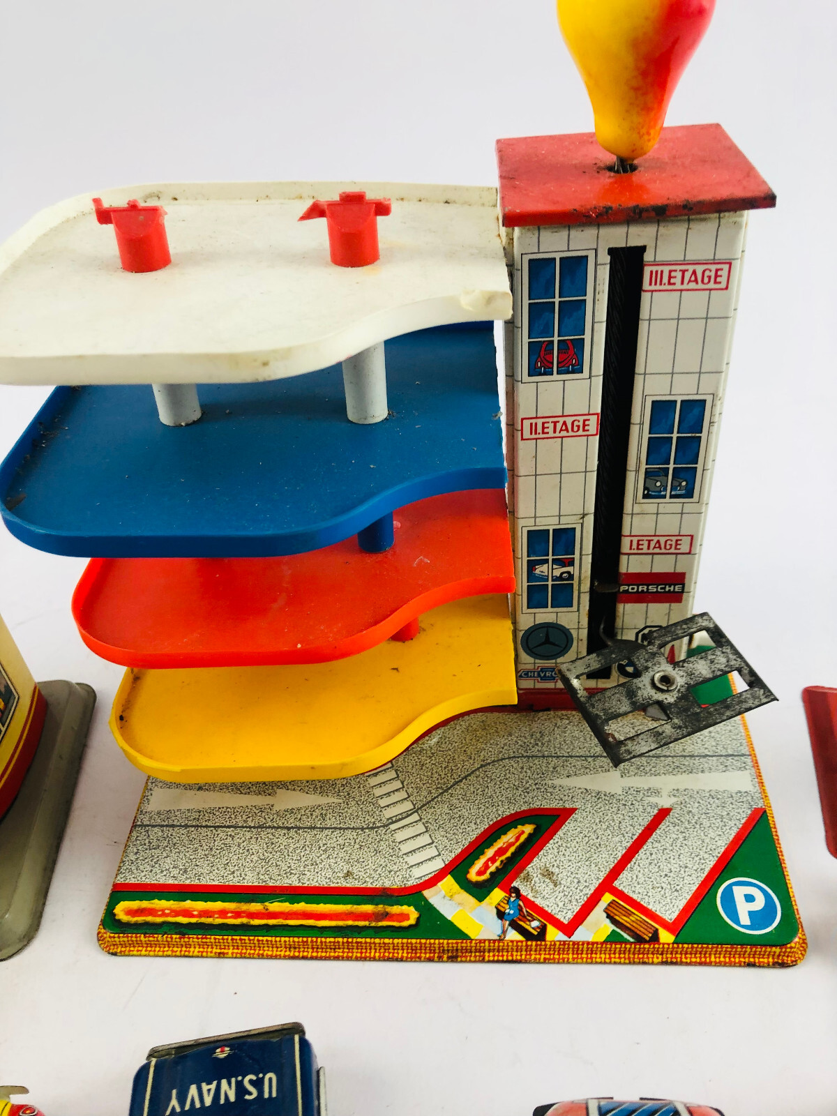Michael Seidel Georg Fischer Shell Tankstelle Spardose Parkhaus Autos ...