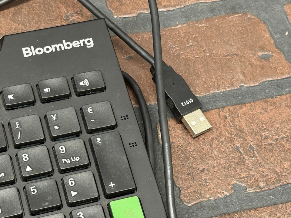 Bloomberg STB100 Wired USB Keyboard Black | eBay