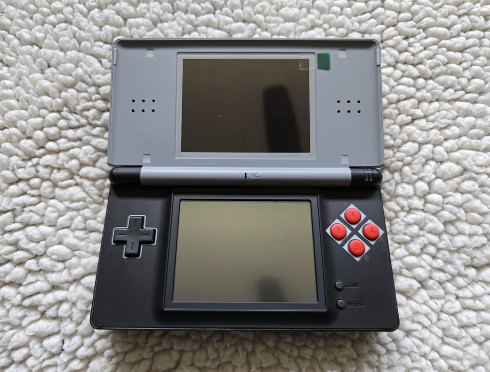 Custom NES Nintendo DS Lite Handheld System With Charger NEW SHELL | eBay
