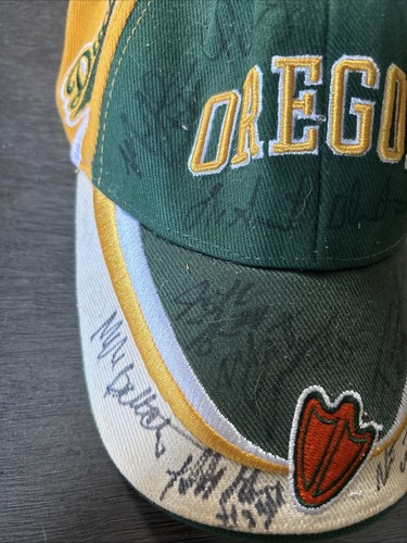 Oregon Ducks Hat Autograph By Many Players And Chip Kelly Between 2009 ...