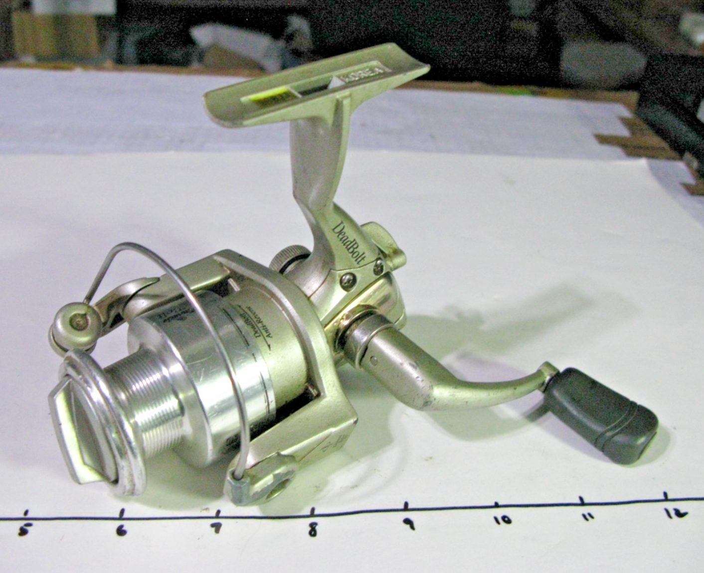Pinnacle Dead Bolt 30 Spinning Reel, R/L, 3 BB's, 140yds/6lb, 5.3:1, Ft ...