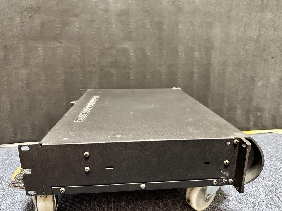 Amplificateur De Puissance QSC PLX 2402 D'Occasion Avec Quelques Usures ...