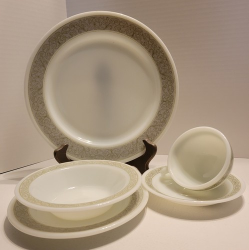 VINTAGE PYREX 5 Piece Table Setting NILE Tableware by PYREX Grey Gray ...