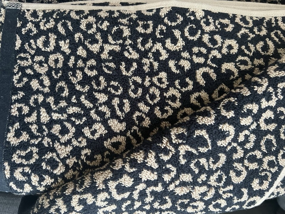 Rachel Zoe Leopard Cheetah Animal Print Bath Hand Towels 2pc New | eBay