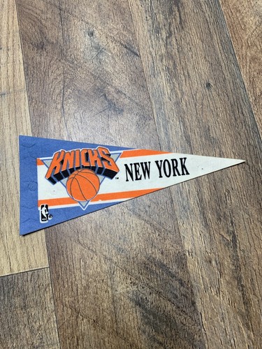 NBA New York Knicks Vintage 2000's Team Logo Mini Basketball Pennant | eBay
