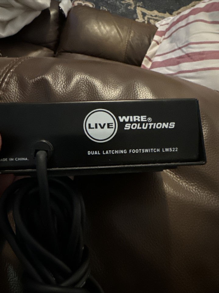 LIVE WIRE SOLUTIONS Dual Latching footswitch FSW22 Guitar Amp Channel ...