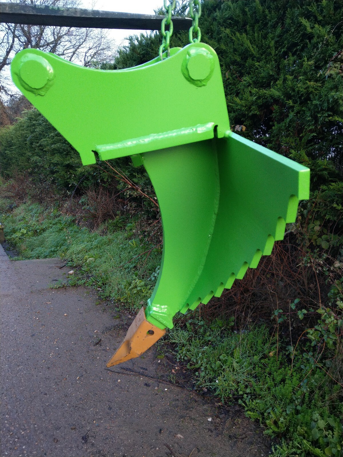 Excavator Shark Tooth tap root ripper tine brand new inc VAT 1.5T- 2.5T ...