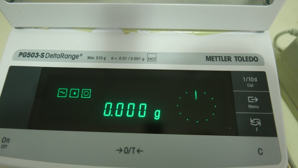 Mettler Toledo Scientific Scale PG503-S Delta Range with Draft Shield ...