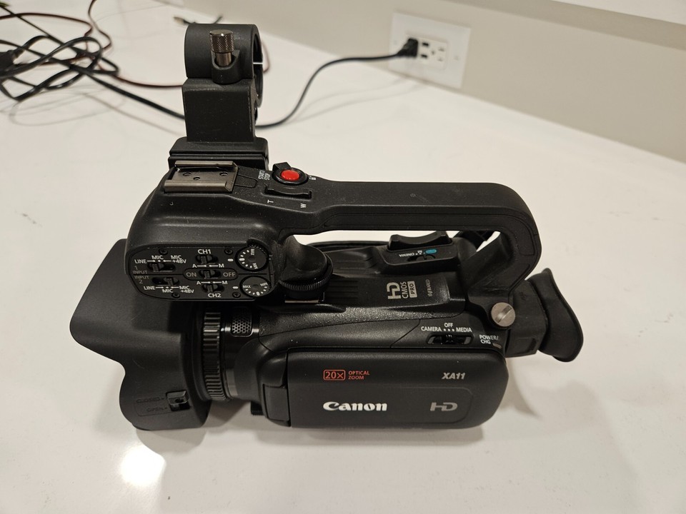 Canon 2218C002 XA11 Professional Camcorder Full HD Camcorder with HDMI ...