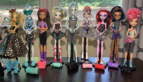Monster High doll lot - 24 including rare special edition Zomby Gaga ...