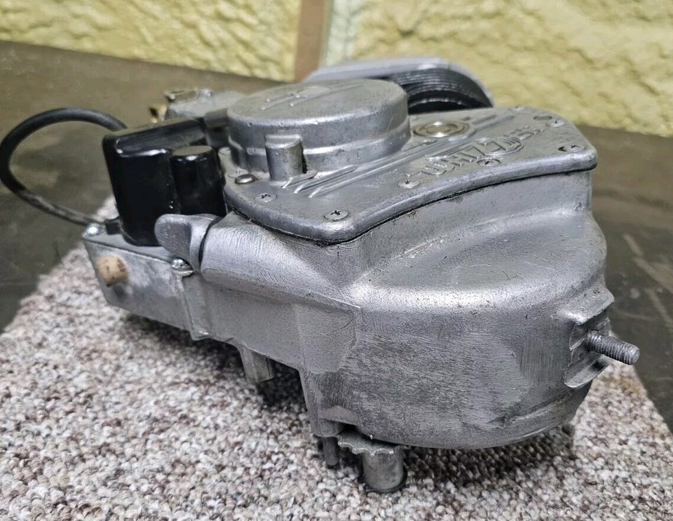 Original Whizzer Engine Motor Carb Complete Rebuilt Pacemaker Sportsman ...