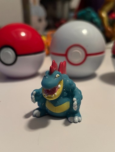 Feraligatr Pokemon V Trainer ThinkChip Hasbro Mini Nintendo 1.75" | eBay