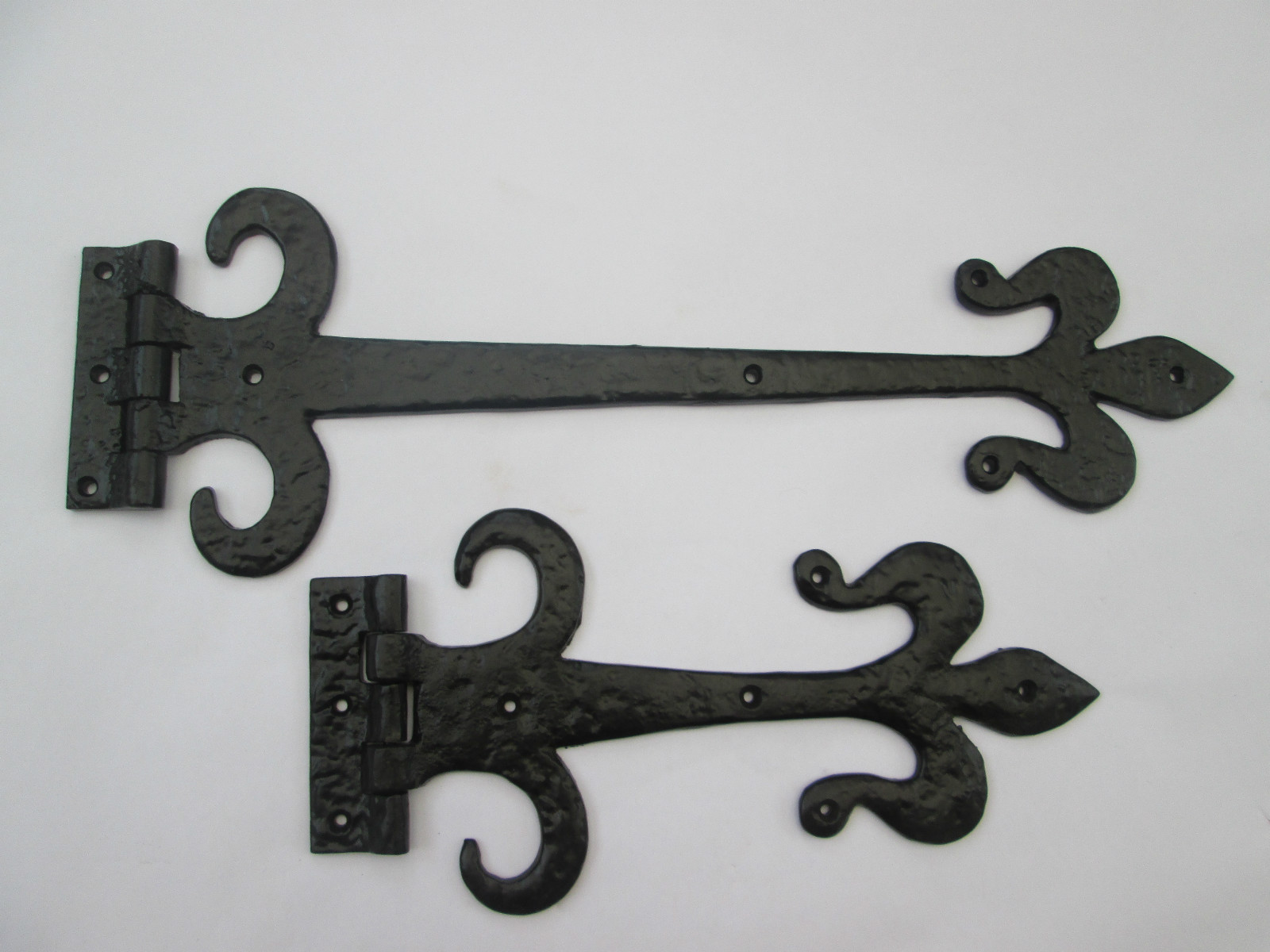 IN 7 DESIGNS- 1 pair Black Antique old English country door gate tee t ...