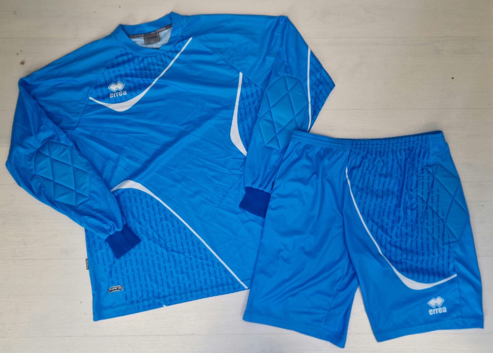 4700/252 ERREA Set Shirt T Shirt Shorts Pants Protections Goal Stopper ...