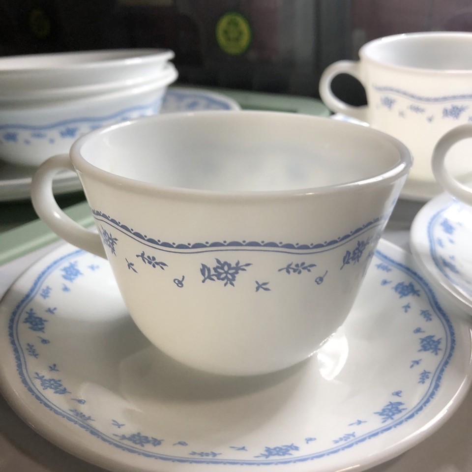 VTG Corelle Dinnerware “Morning Blue” Pattern. 12 Pcs 2pc Place Setting ...