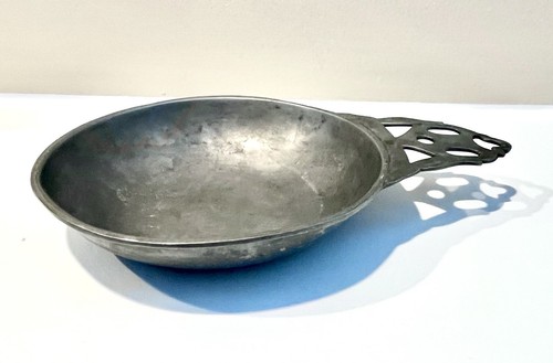 Vintage 5.5" Pewter Metal Porringer Palm Tree Touch Mark Hallmark Star ...