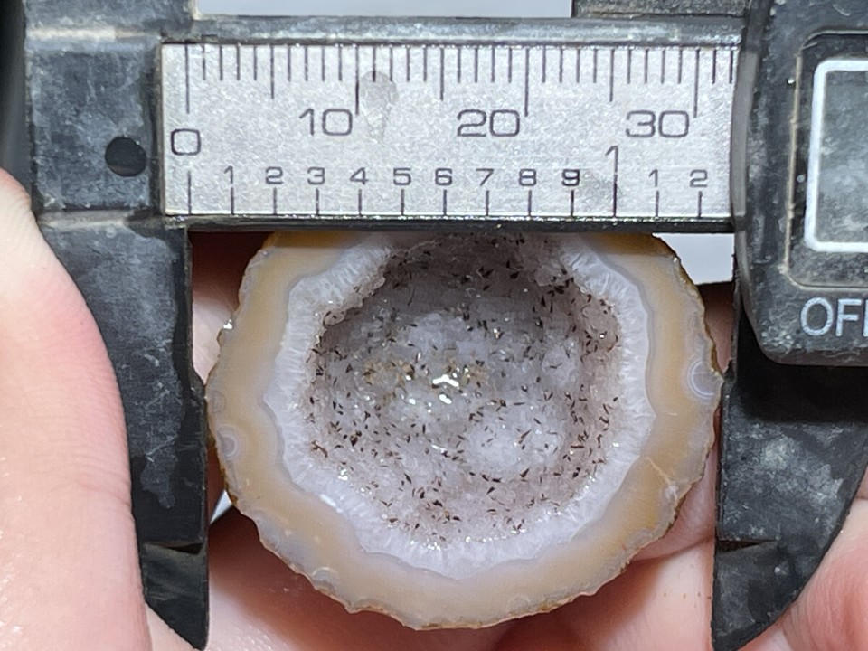 1Pair China Agate Hebei xuanhua natural Crystal Geodes collectible 35g ...