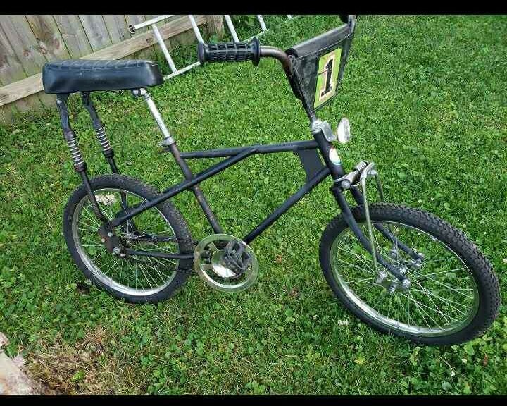 Motocross Muscle Bicycle Bike BMX. Sears. Huffy Thunder Road. Banana ...
