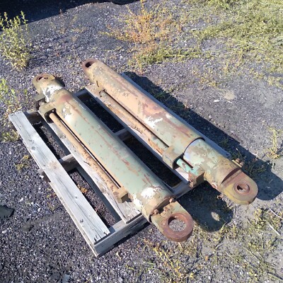 Construction Equip Parts - Clark 290M Tractor