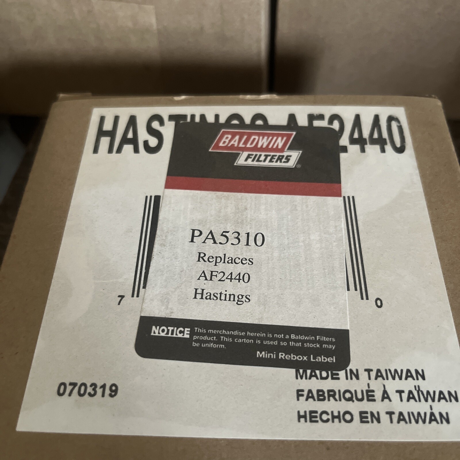 VOLVO 15052786 - Air filter cross reference