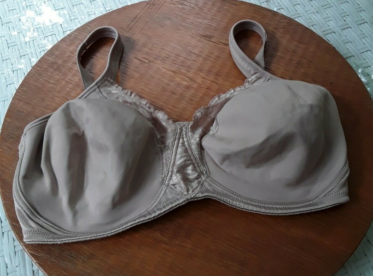 PLAYTEX SECRETS WOMEN'S BEIGE FULL COVERAGE BRA SIZE 38 DD EXCELLENT ...
