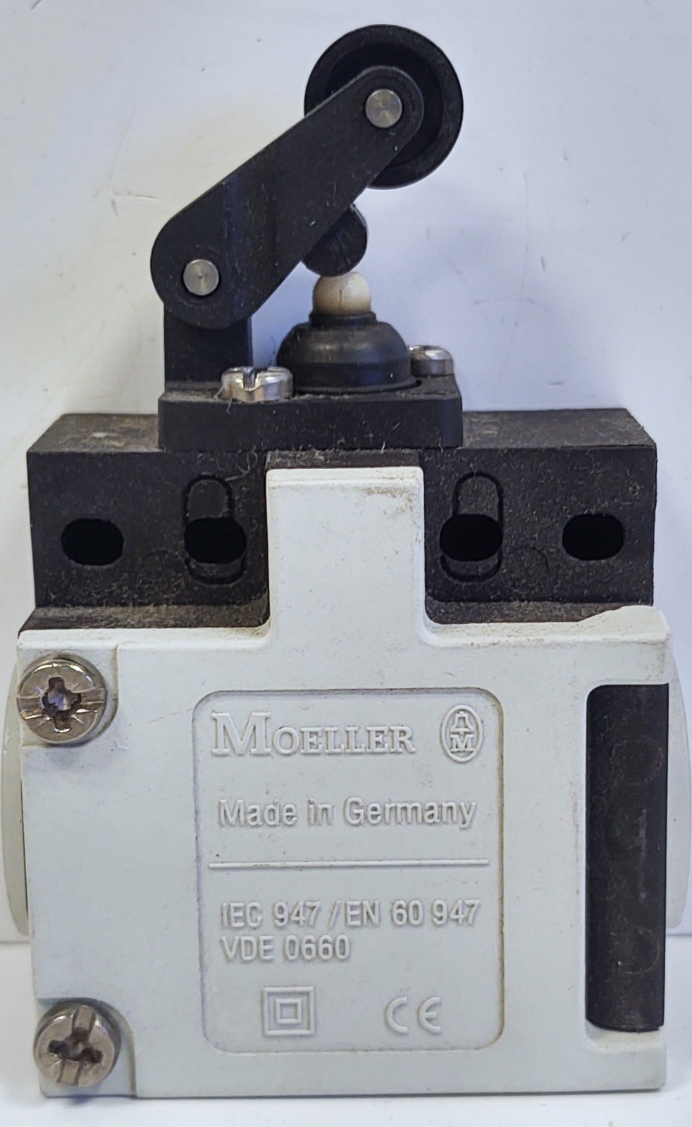 Klockner Moeller AT0-11-1-IA Limit Switch for sale online | eBay