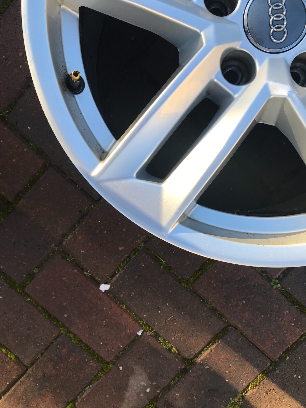 AUDI A4 B9 8W TFSI 17" SPARE ALLOY WHEEL RIM 8W0601025E 7.5Jx17 ET38 ...