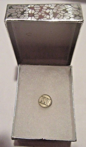 Alcoholics Anonymous AA 21 Year Anniversary Lapel Hat Vest Pin silver ...
