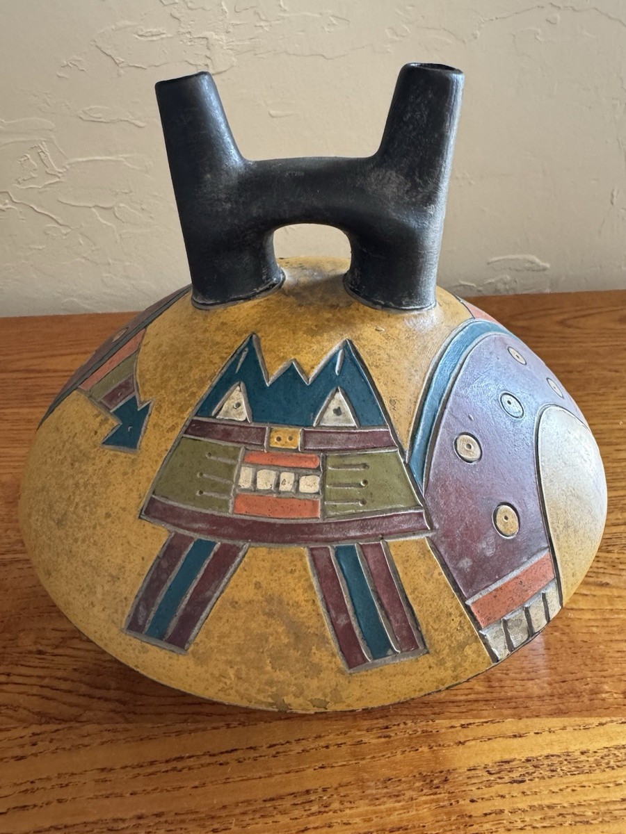 Nazca Pottery Bridge Vessel