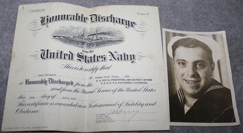 VINTAGE WWII HONORABLE DISCHARGE PAPERS US NAVY & PHOTO OF SAILOR | eBay
