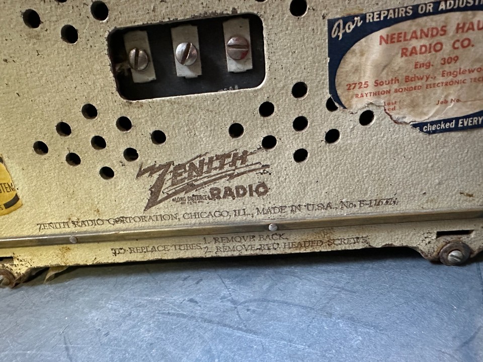 RARE mid Century Vintage Zenith Table Radio Model 8H023 w Circa 1946-7 ...