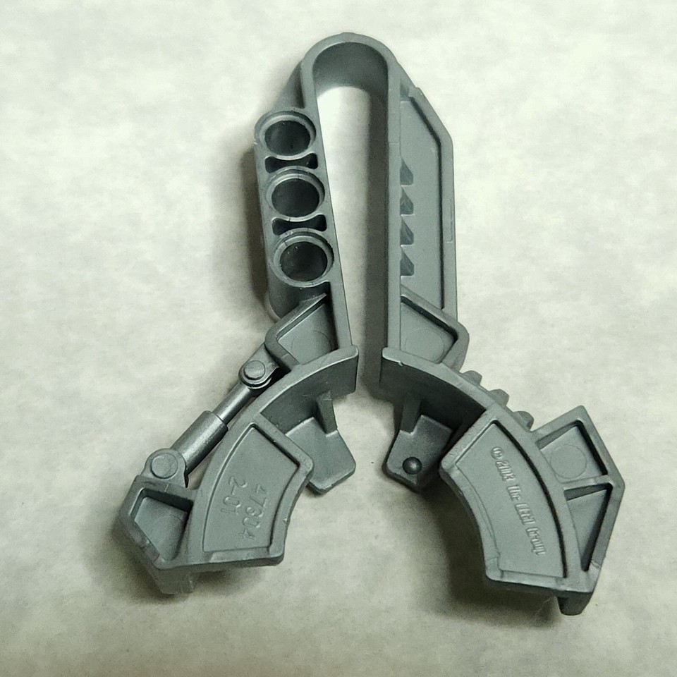 Lego Part 47304 Bionicle Kanoka Disk Launcher Matoran Flat Silver Qty 1 ...