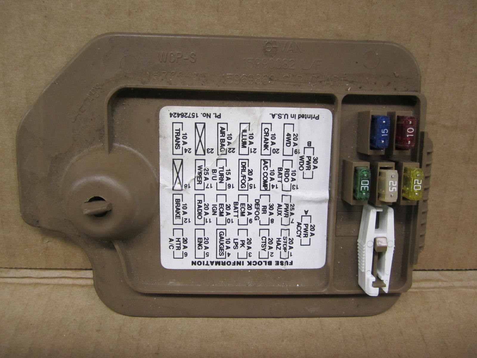 CHEVY GMC BLAZER JIMMY S10 S15 98-99 FUSE COVER w/ FUSES & PULLER TOOL ...