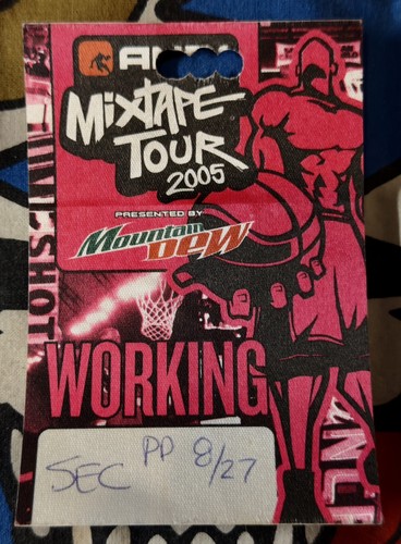 AND1 - MIXTAPE TOUR - 2005 - TRAVELING BASKETBALL EXHIBITION - WORKING ...