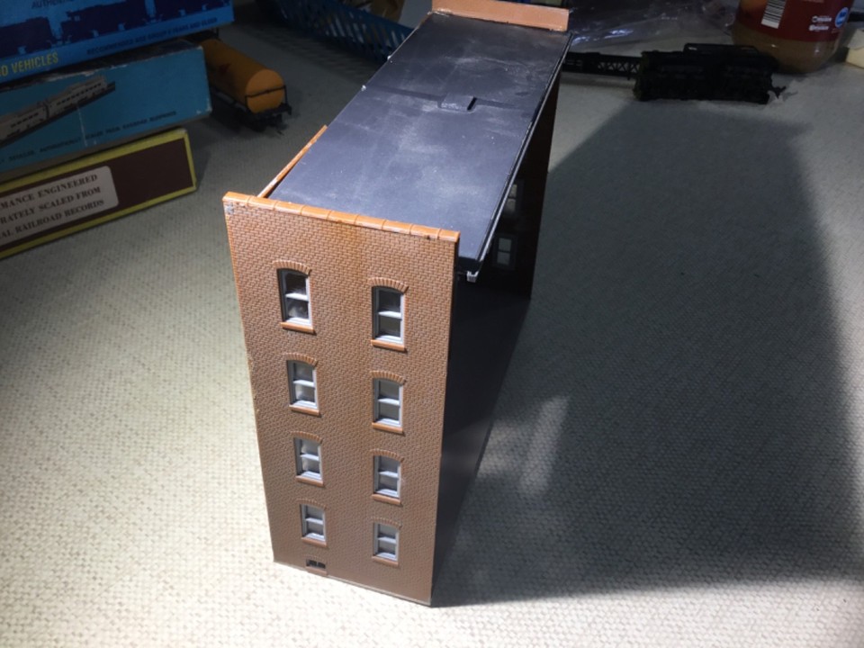 Ho Scale Building. Assembled. Background. Apartment / Condo Building | eBay