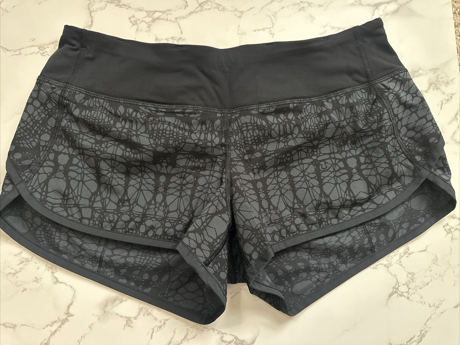 Lululemon Glacier Lace Black Original Speed Shorts Si… - Gem