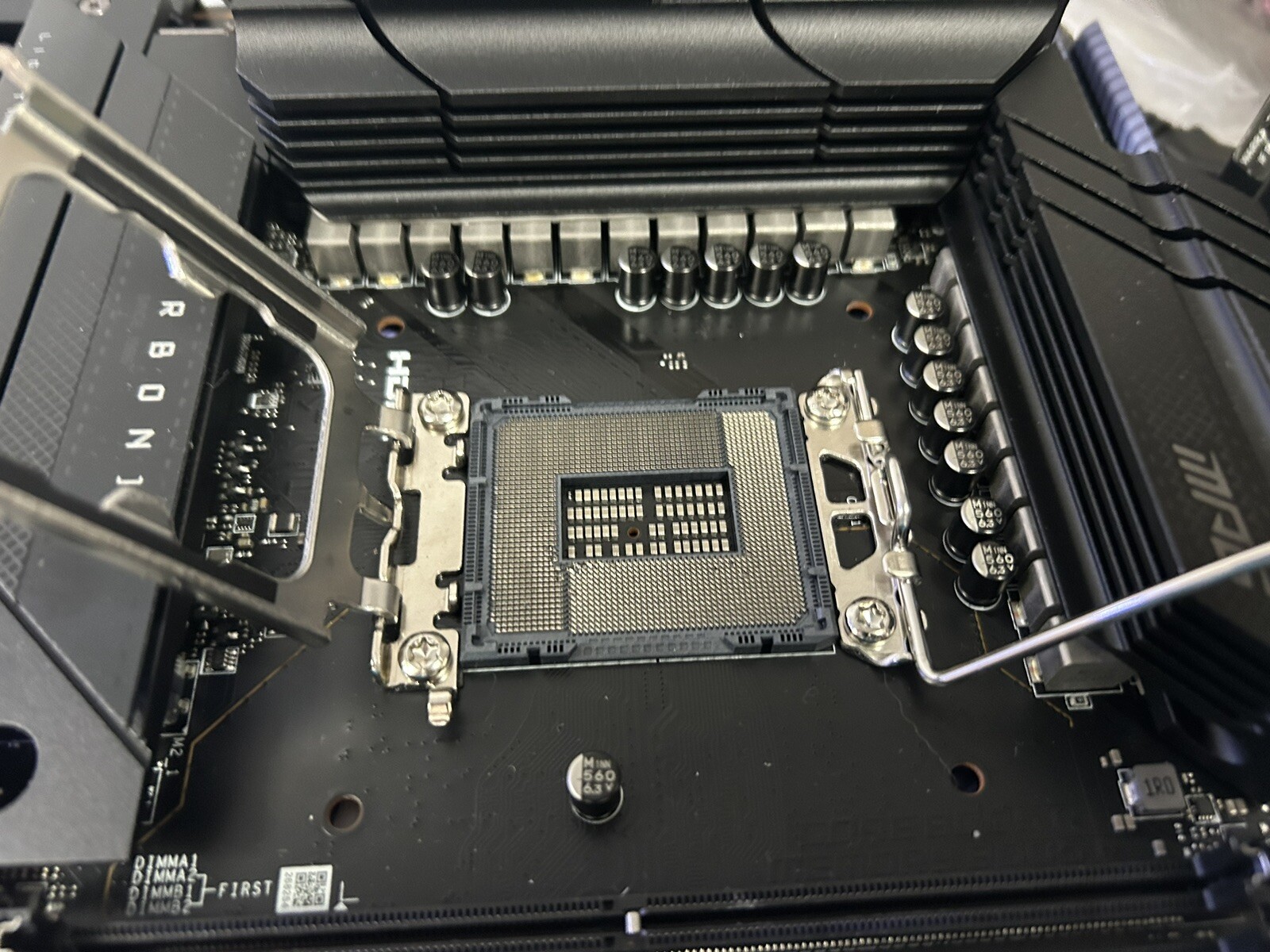 MSI MPG Z790 CARBON WiFi LGA 1700 ATX Intel Motherboard Works Twisted ...