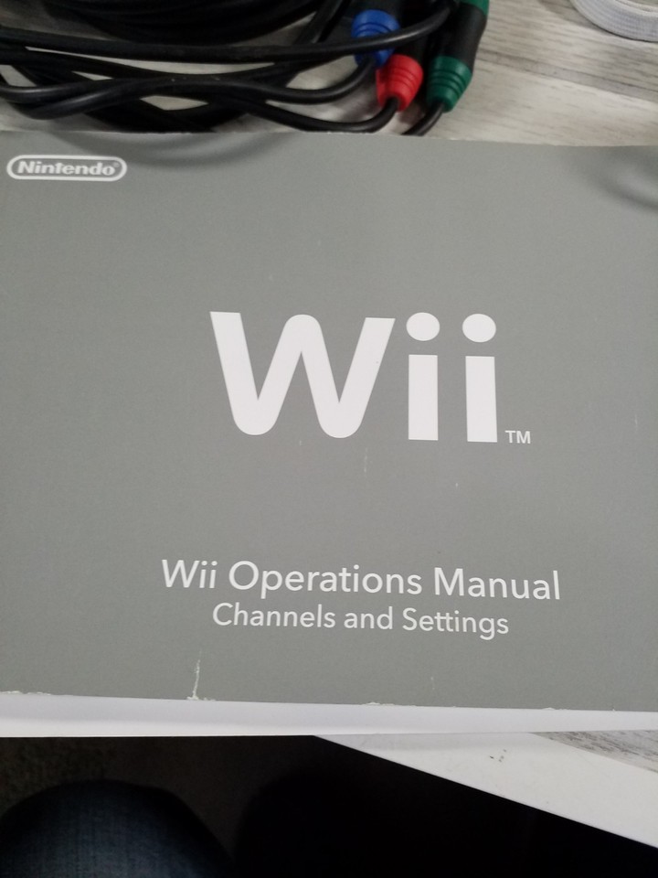 COMPLETE Nintendo Wii Game System ,WII SPORTS GAME ,ALL CABLES ...