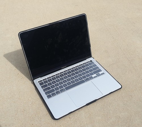 Apple A2179 Mac Book Air 13.3" (512GB SSD, Intel Core i5 10th Gen., 8GB ...