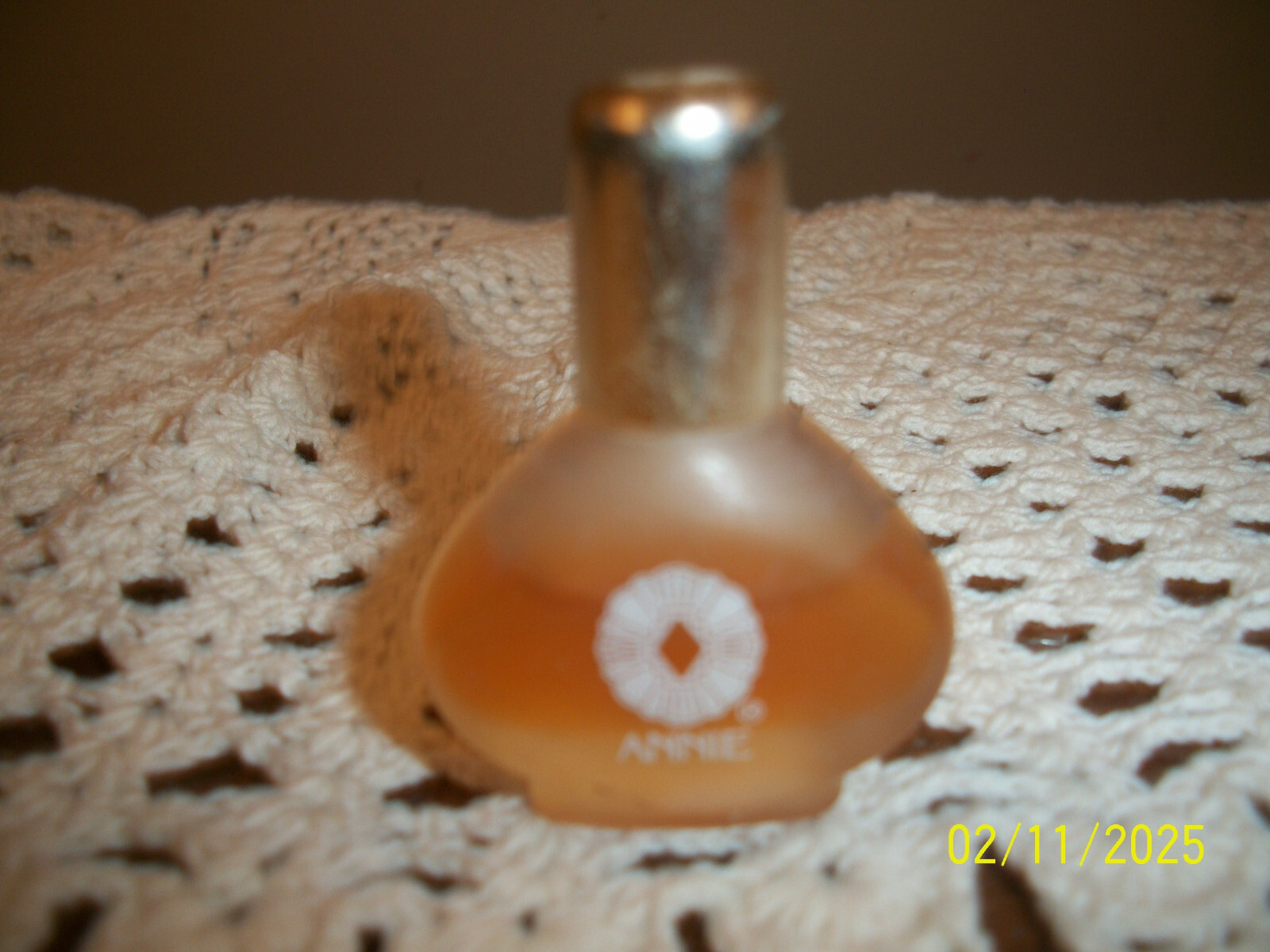 Vintage Annie Oakley Vintage Perfume Miniature Eau de Cologne "Annie ...