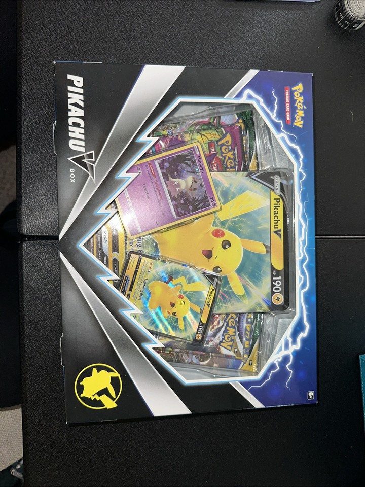 2 Evolving Skies Packs, 1 BS, 1 FS, Pikachu V Collection Box Pokemon ...