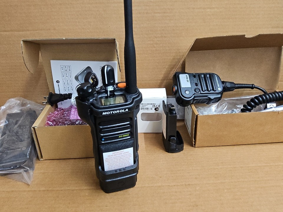 MOTOROLA APX 8000 XE FPP P25 MULTI-BAND RADIO APX8000XE H91TGD9PW7AN ...