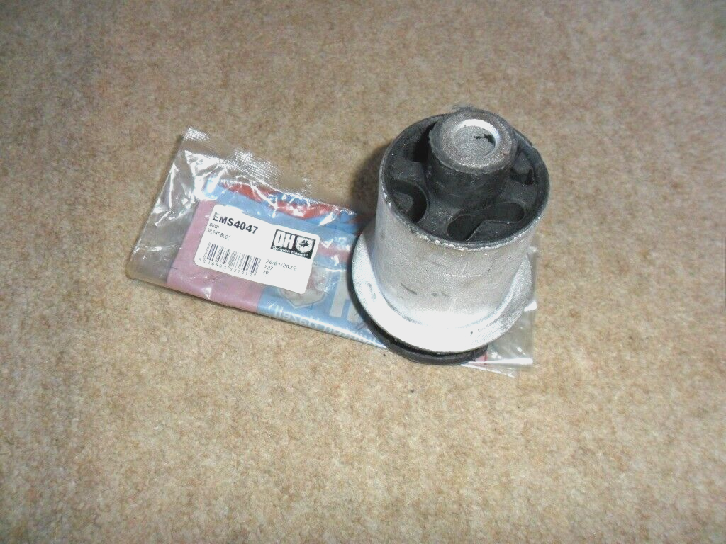 8D0501541A - REAR L/R CONTROL ARM BUSH FOR AUDI A4 / SEAT EXEO ...