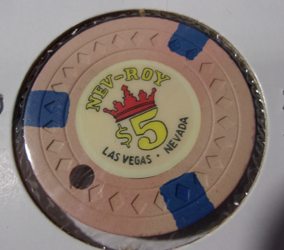 ROYAL NEVADA/NEV-ROY CASINO $5 gaming poker chip *DRILLED* Las Vegas ...