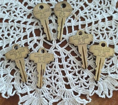 Vntg (3) Sets Fort Lock (Castle) Chi IL 2 Styles Keys/750-Blanks &1594 ...