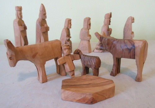 Set Hand Carved Wood Primitive Folk Art Miniature Nativity Figurines 11 ...