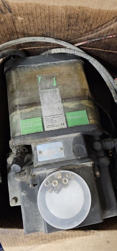 Groeneveld Auto Greaser HD Truck | eBay