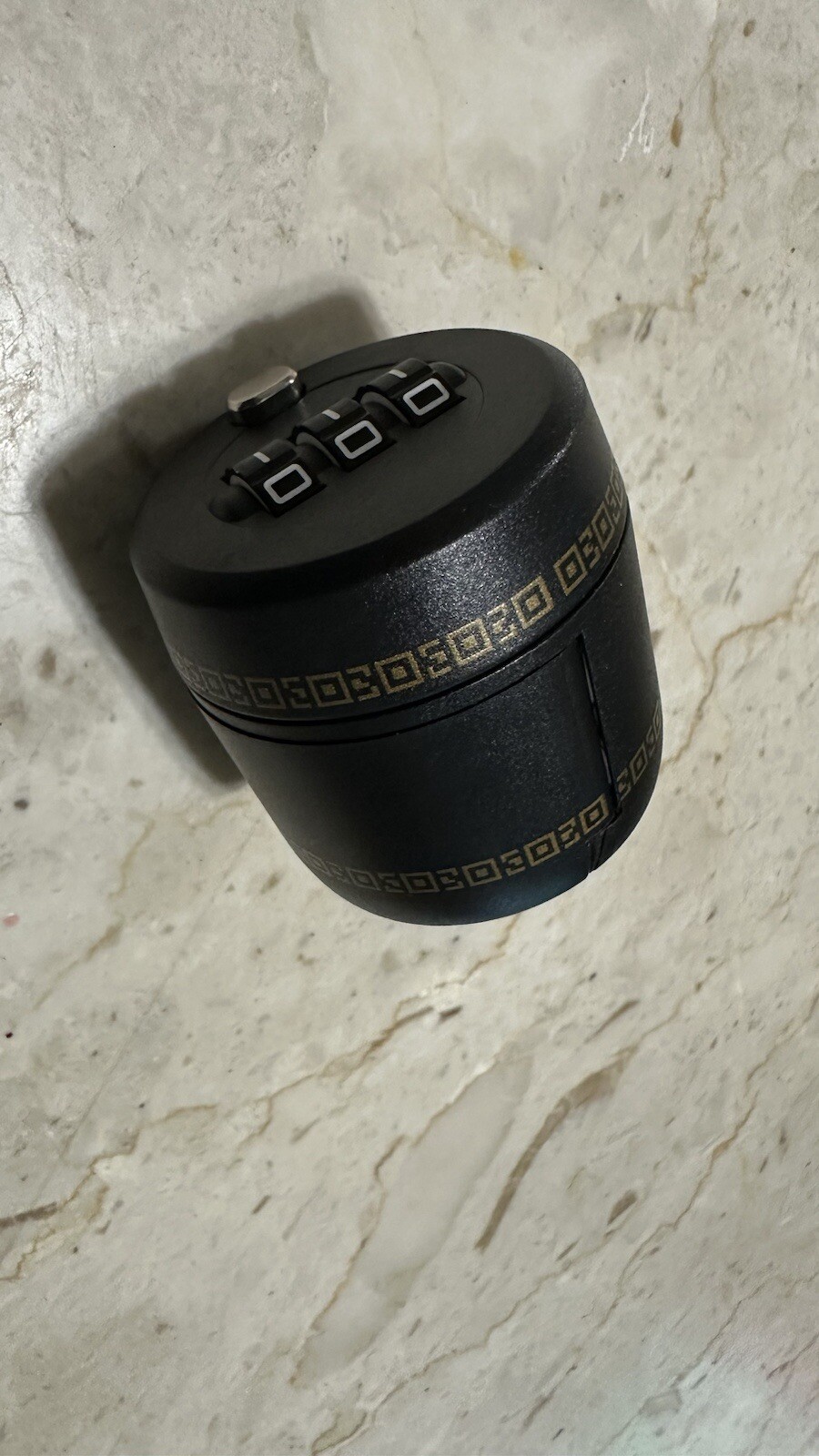 1 Pcs Combination Lock for Wine & Liquor Bottle-Wine Whiskey Bottle Top ...