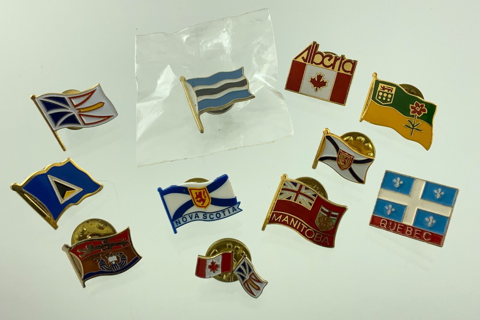 Lot of 11 Canada Province Flag Pins Alberta Manitoba Nova Scotia Quebec ...